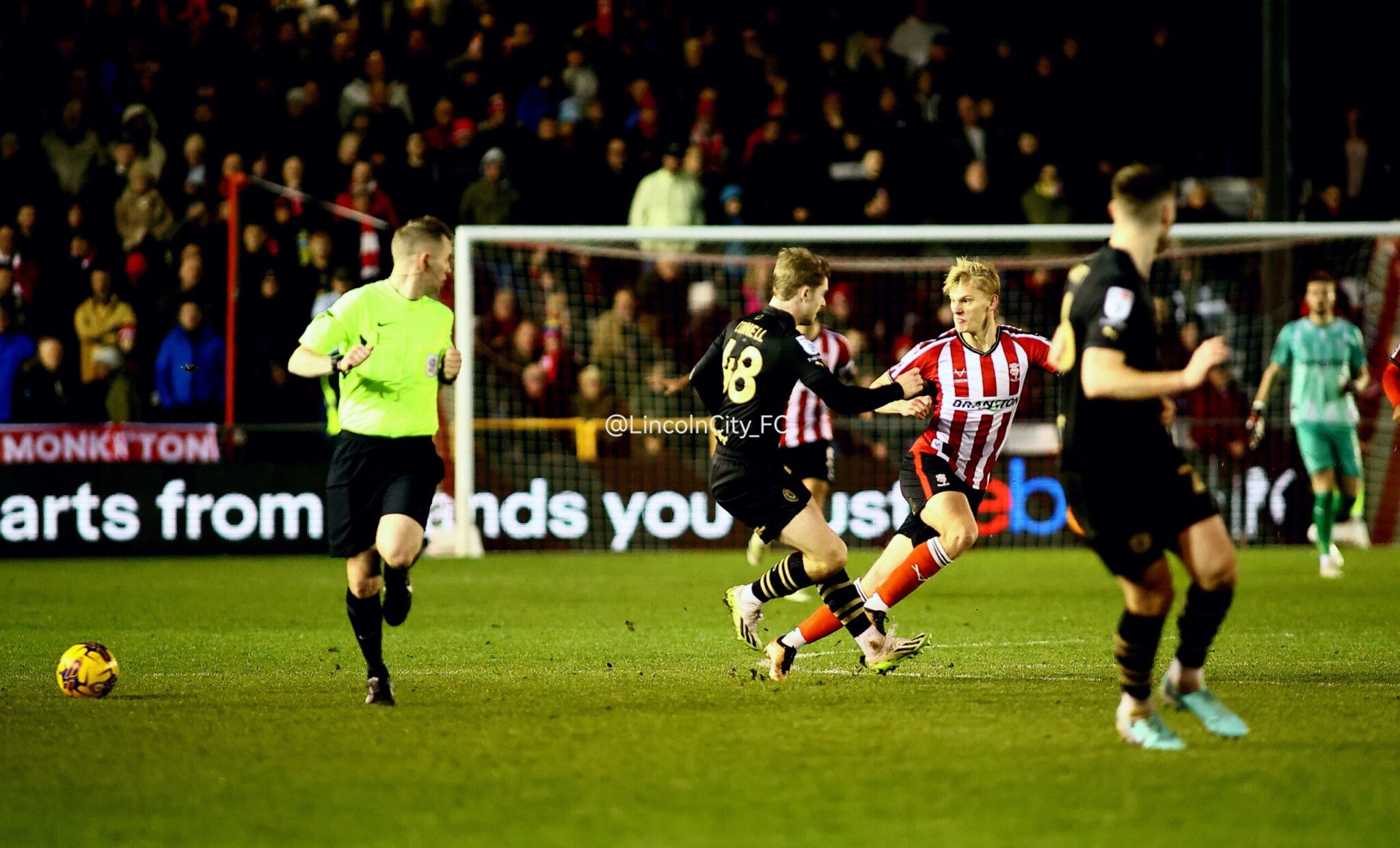 Scout File: Barnsley (A) | The Stacey West